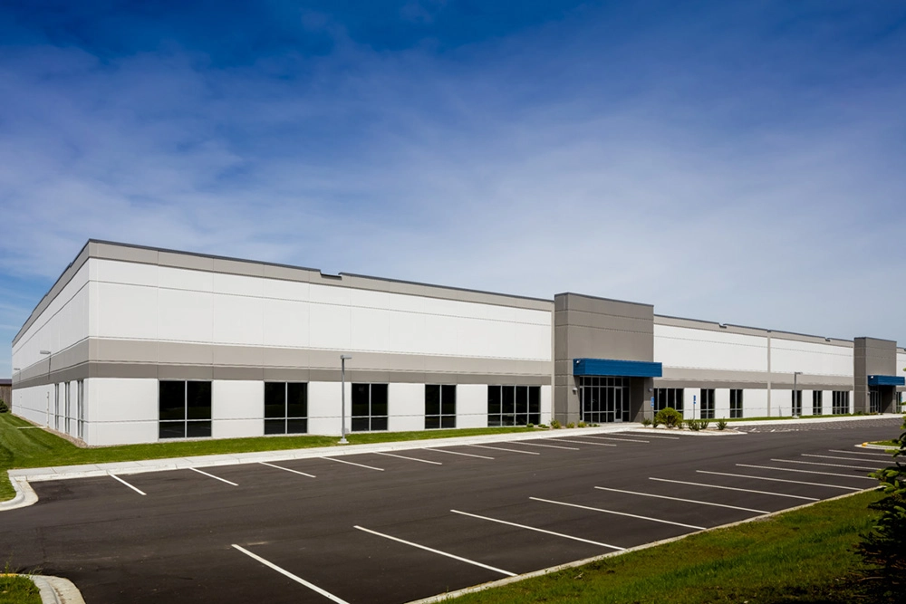 169 Business Center Spec Industrial Development - Opus